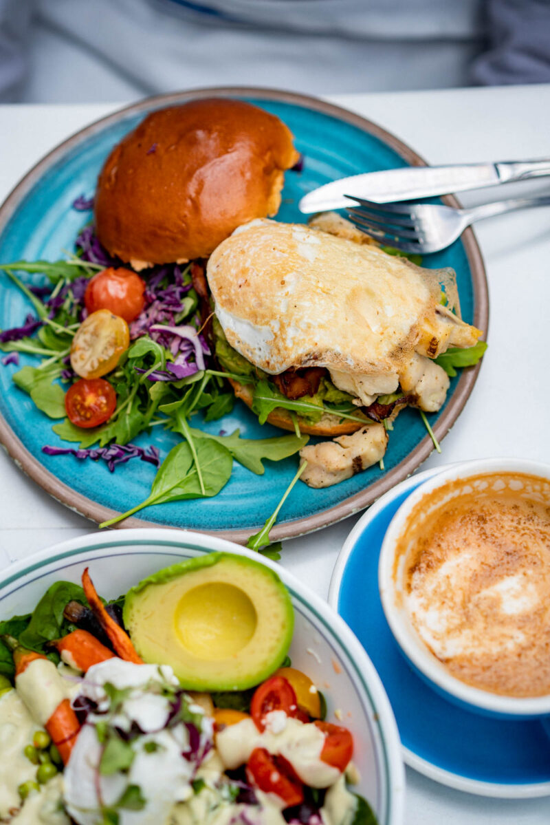10 BEST Upper East Side Brunch Spots (Locals Love)