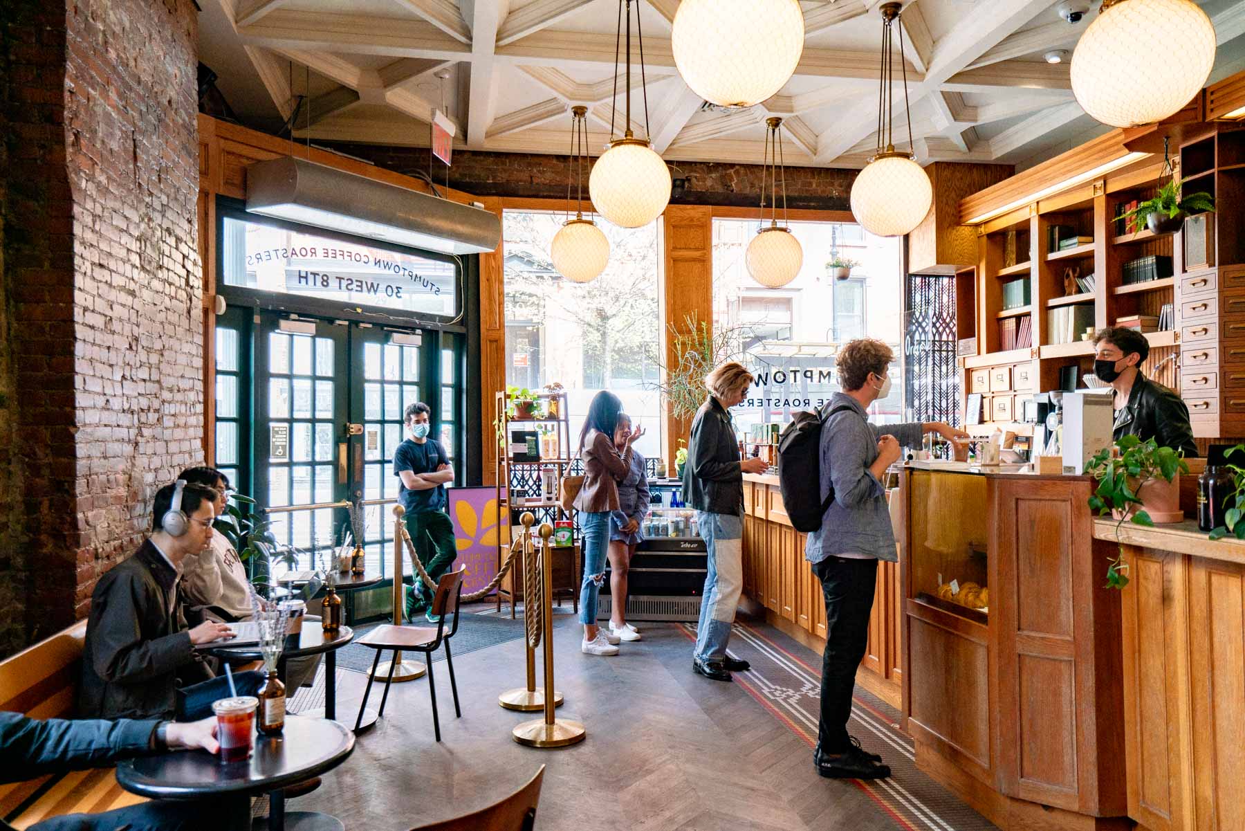 10 GORGEOUS West Village Coffee Shops Locals Love