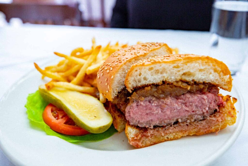 15 BEST Burgers in New York City (You Won't Soon Forget)