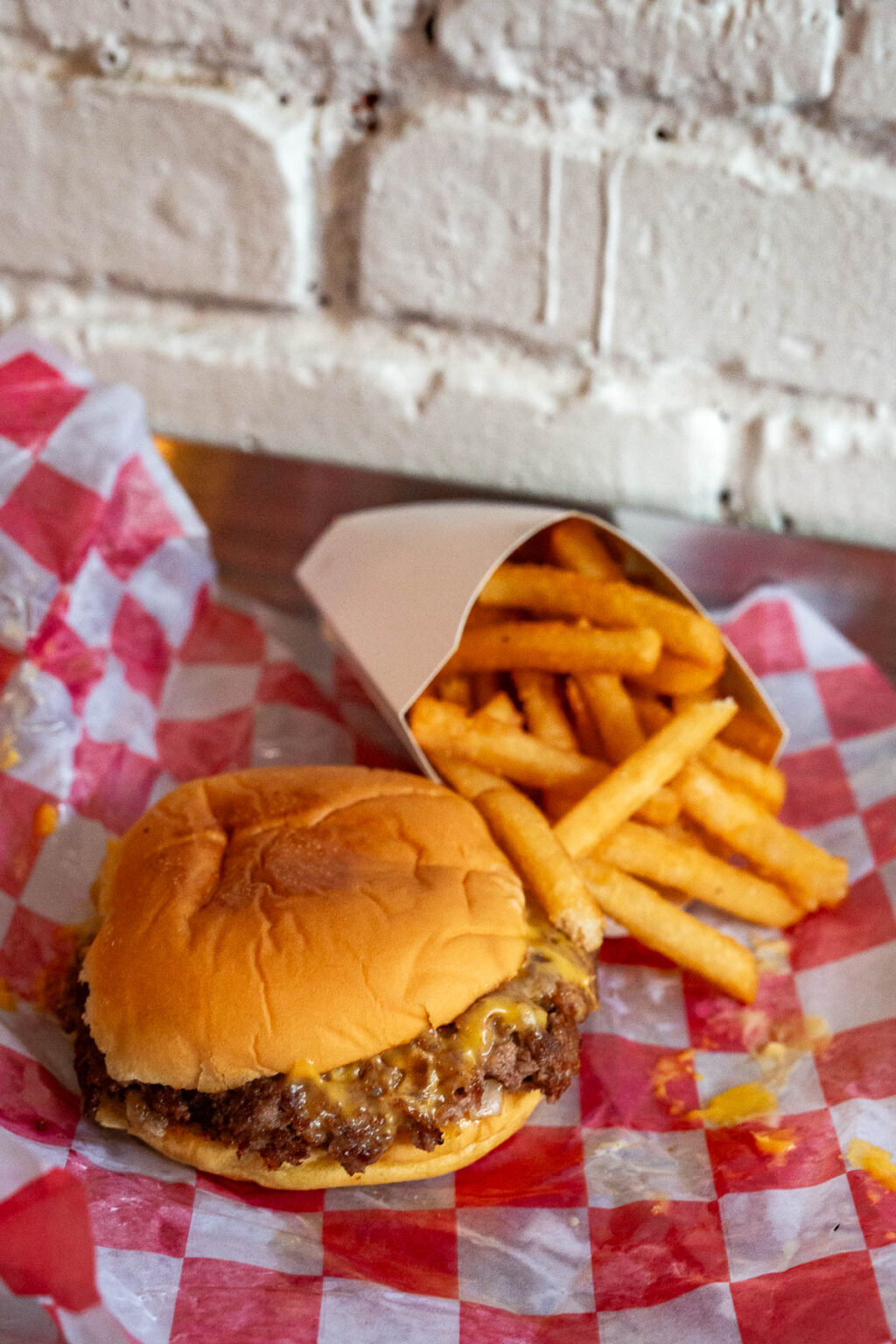 15 BEST Burgers in New York City (You Won't Soon Forget)