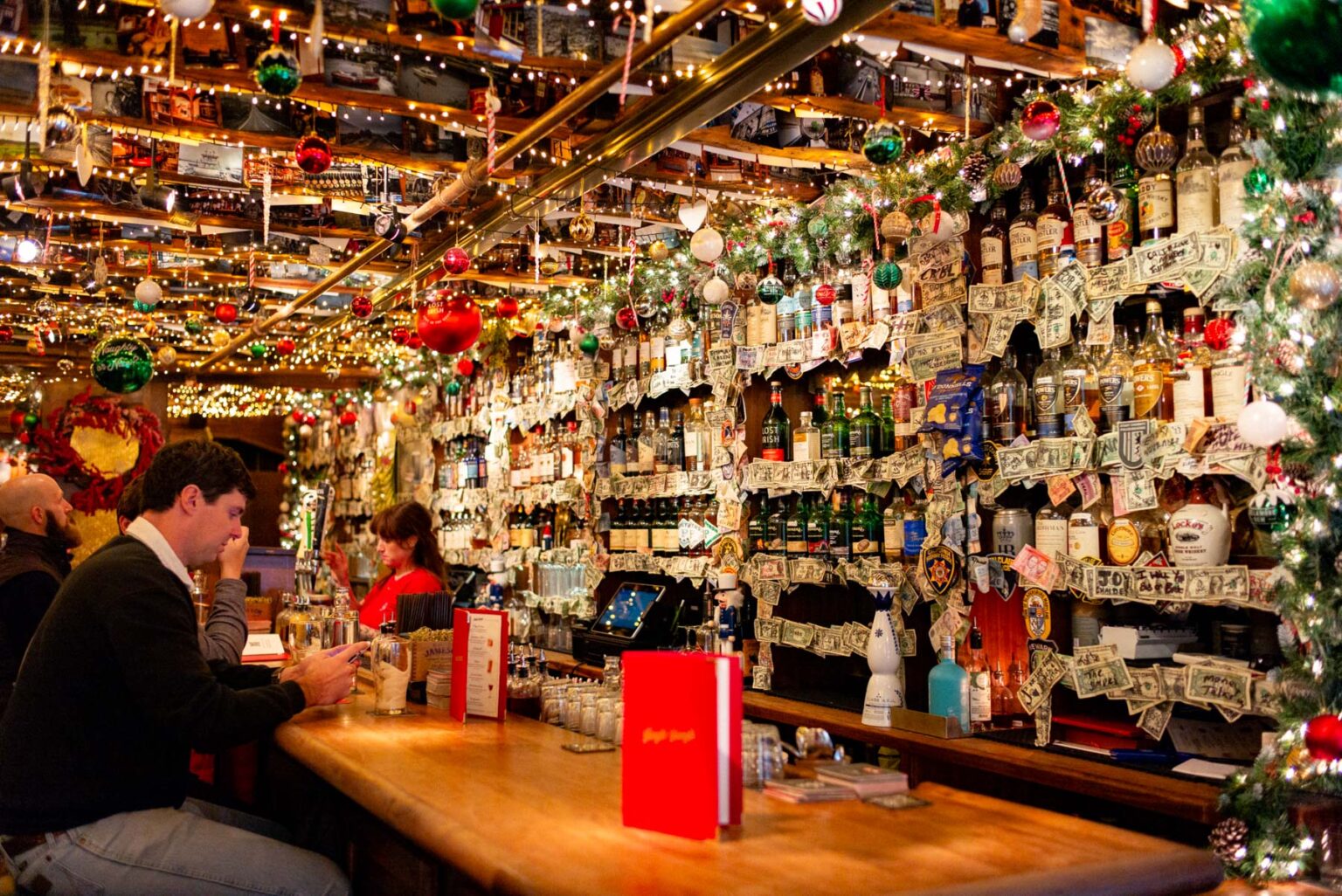 10 FANTASTIC Bars in The Financial District | New York City