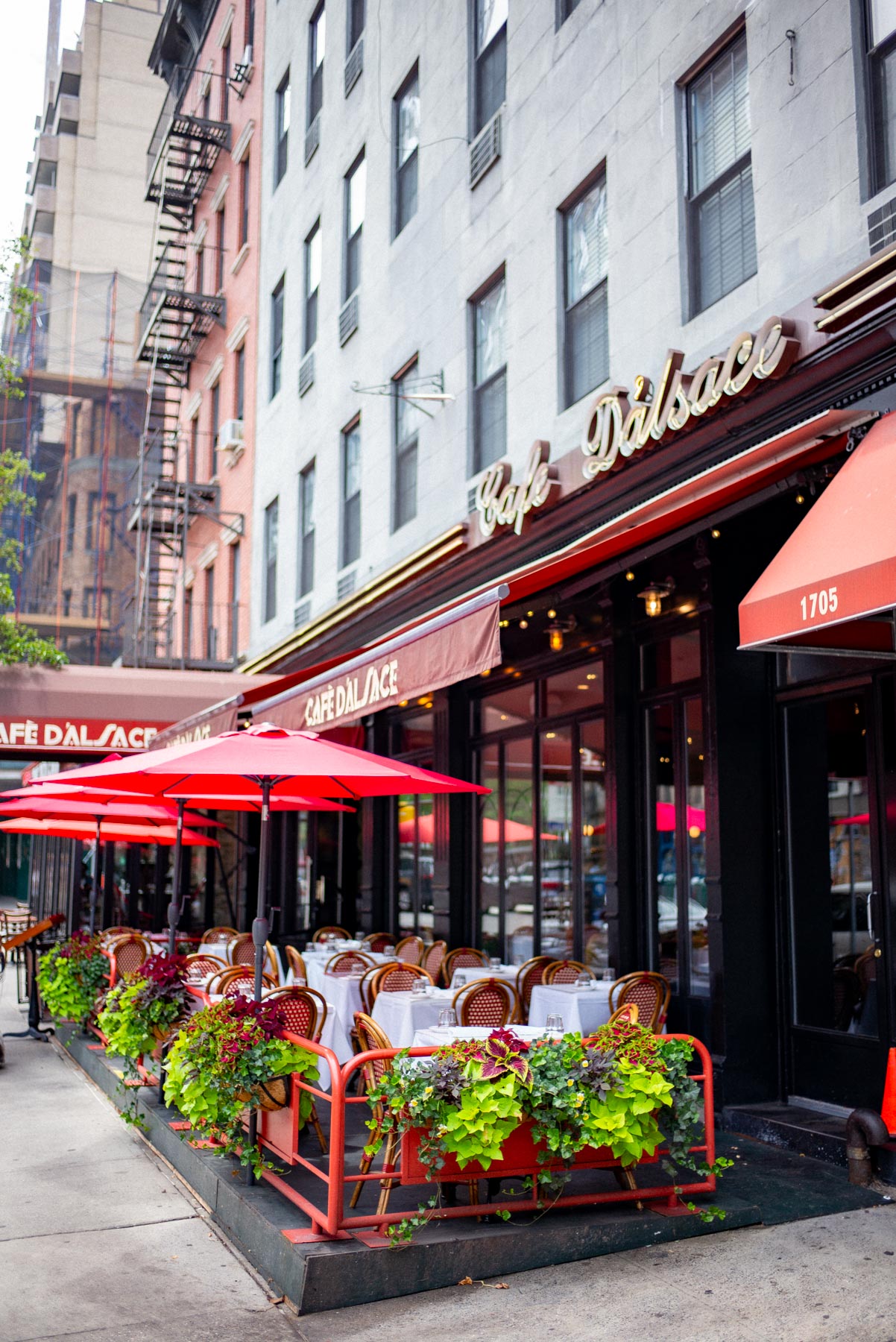 10 BEST Upper East Side Brunch Spots (Locals Love)