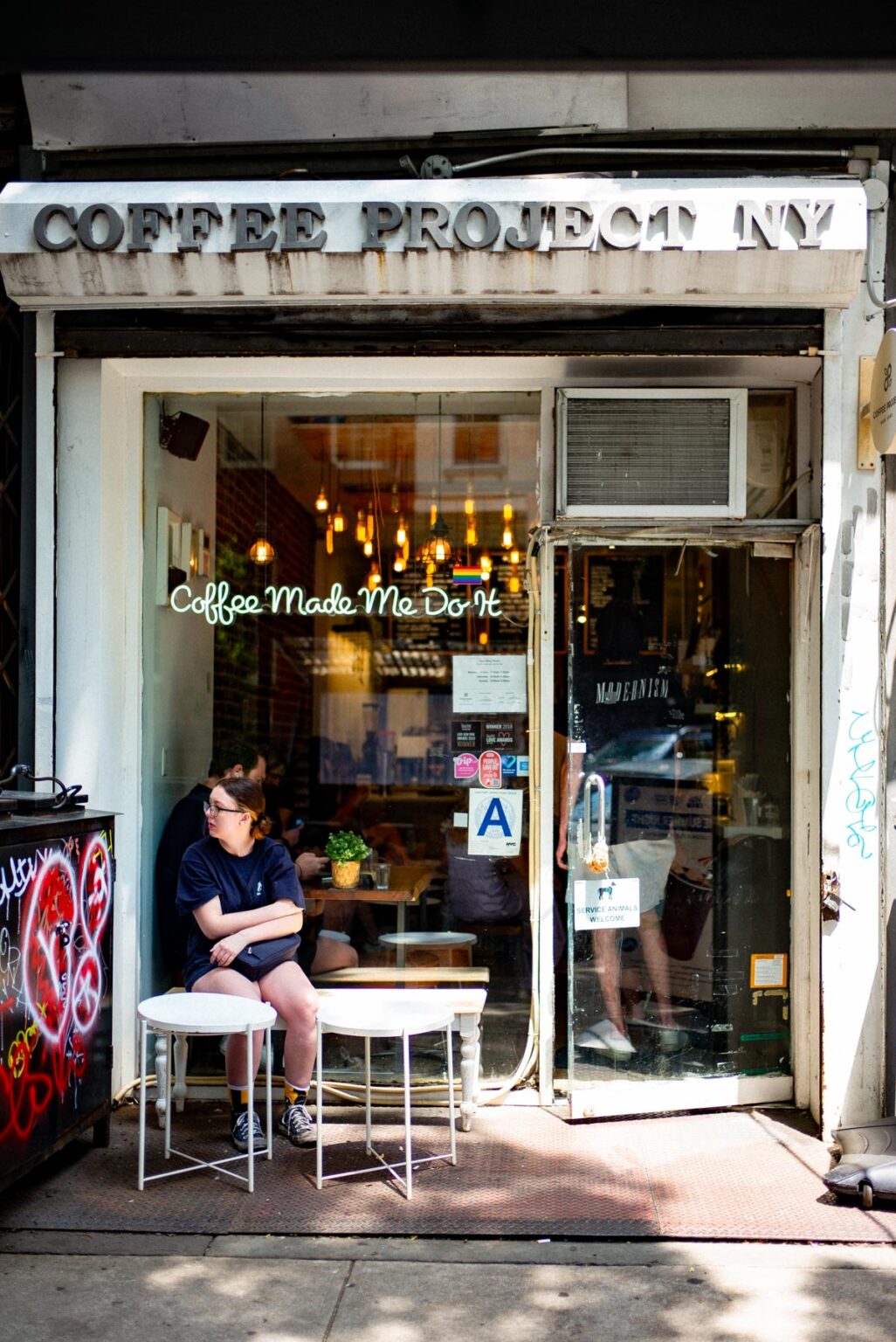 15 TOP-NOTCH Coffee Shops in New York City (Worth a Detour)