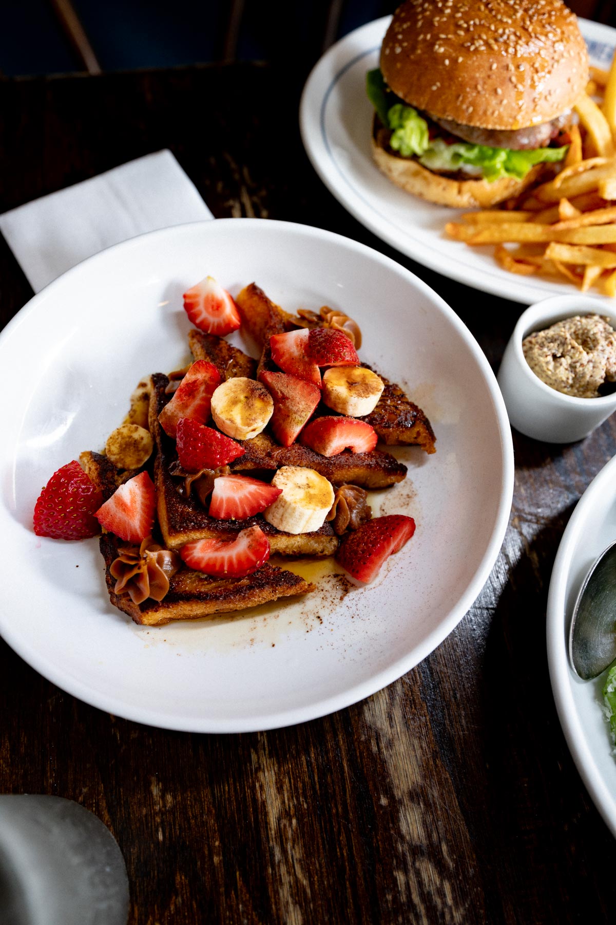 10 GREAT Lower East Side Brunch Spots (Ranked by Locals)