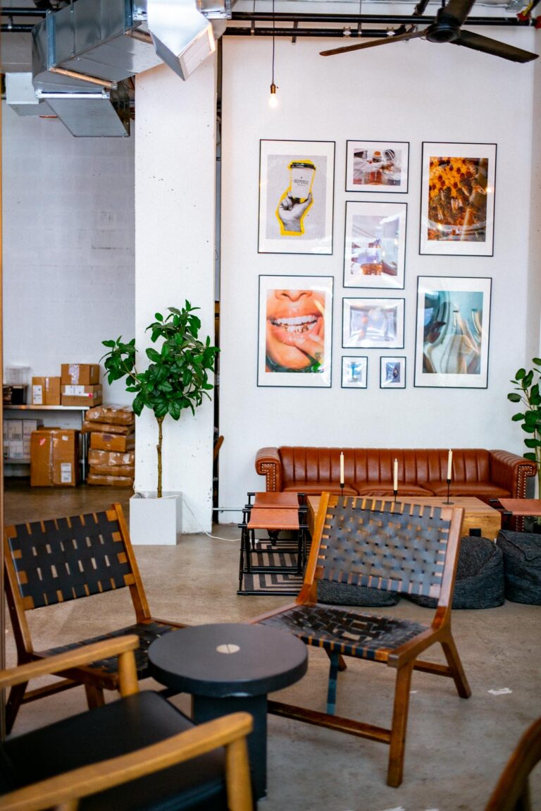 8 CHARMING Coffee Shops in DUMBO (Local's Guide)