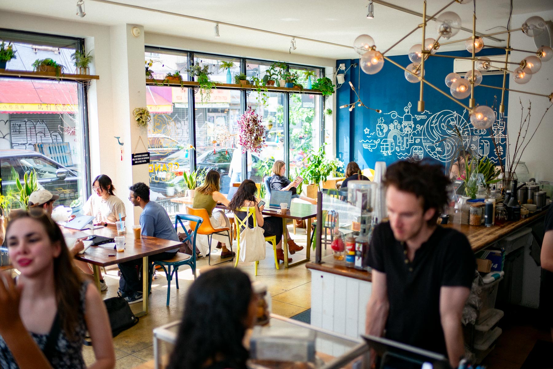 15 TOP-NOTCH Working Cafes in New York City (Local's Guide)