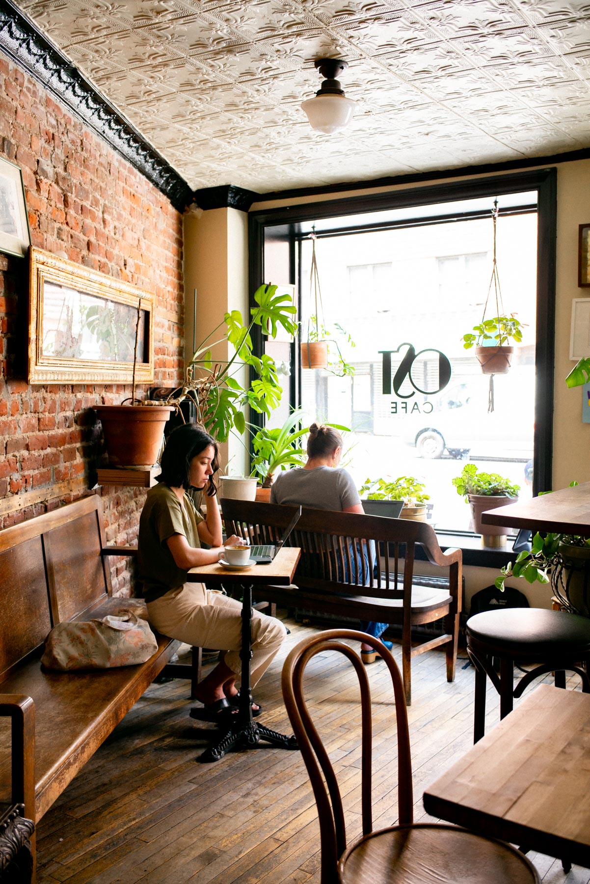10 LOVELY Lower East Side Coffee Shops Locals Love