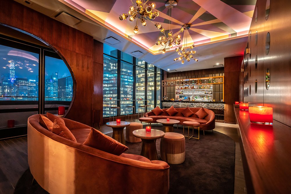15 EPIC Rooftop Bars in Manhattan (Thirsty Local's Guide)