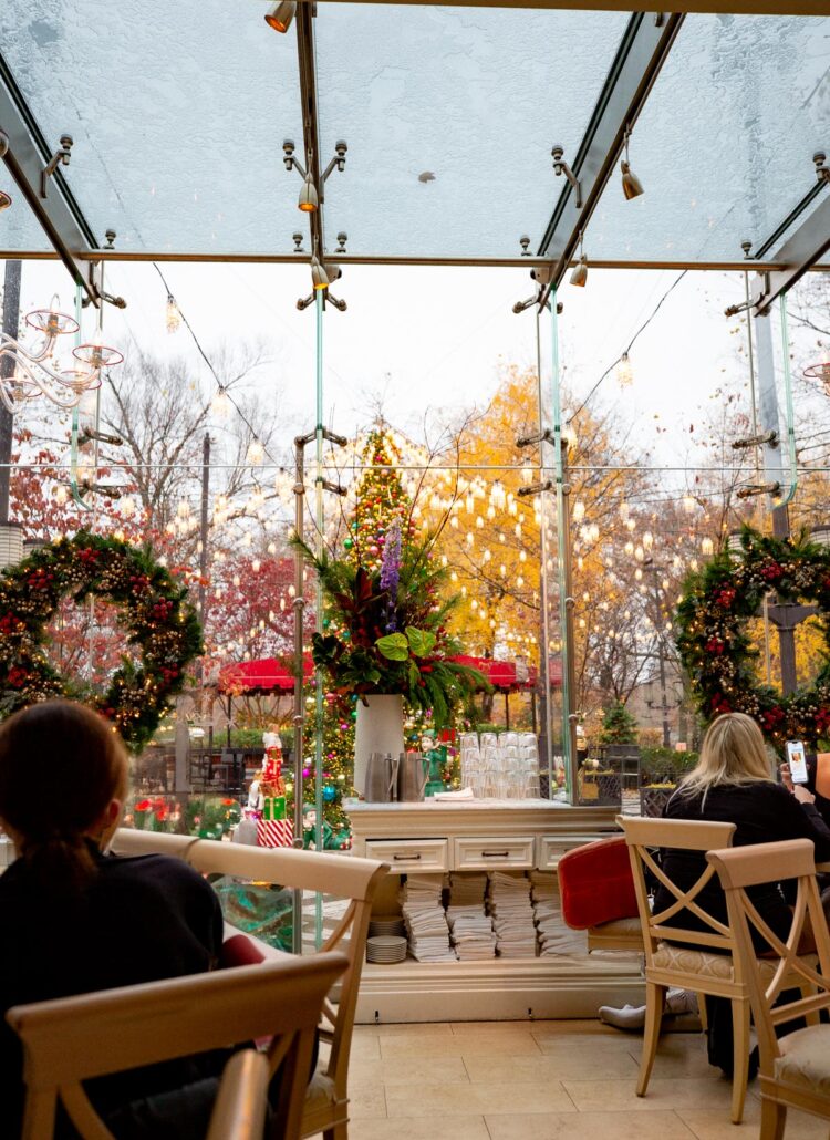 15 BEST NYC Restaurants Open Christmas Day (Local's Guide)